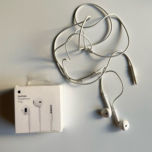 Apple | Headphones | Apple Earbuds Wired 35mm Headphones With ...